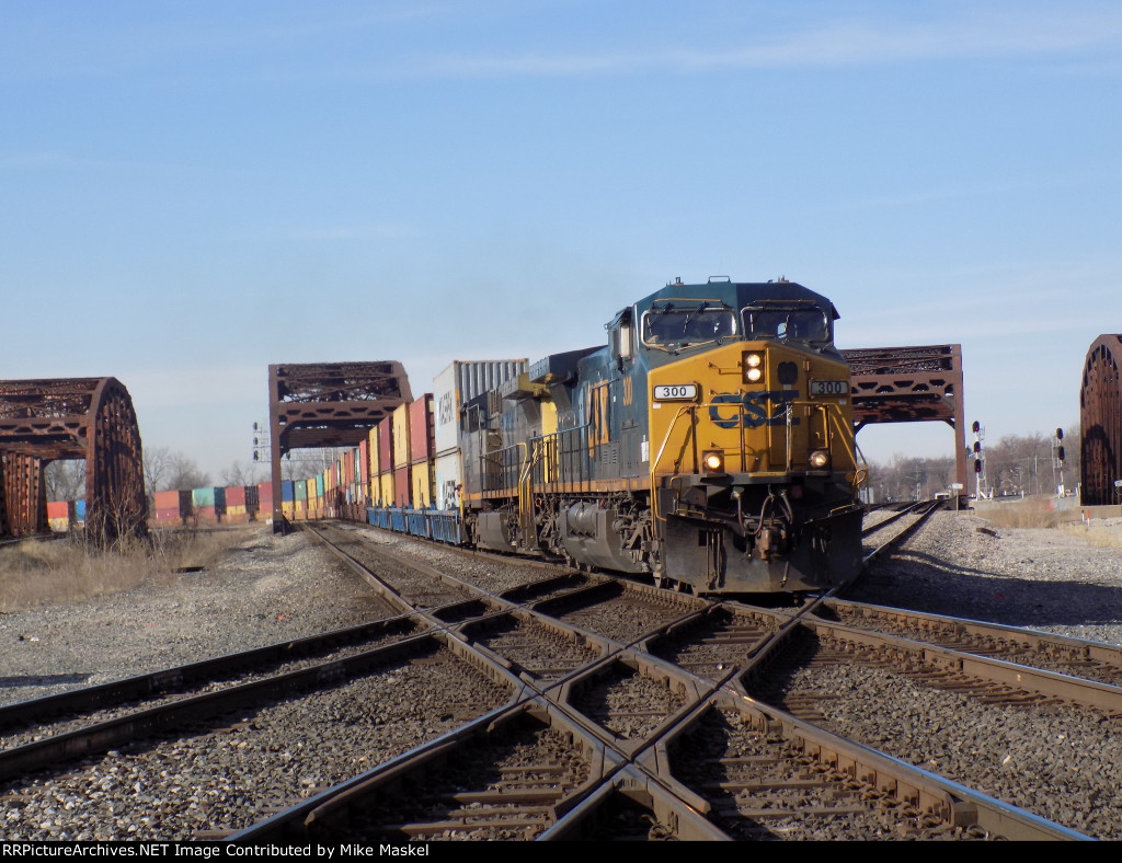 CSX 300